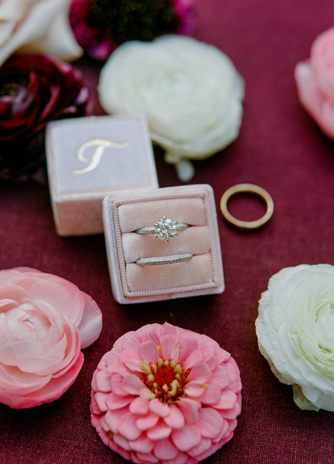 Stephanie & Aaron Wedding | honeygemcreative.com